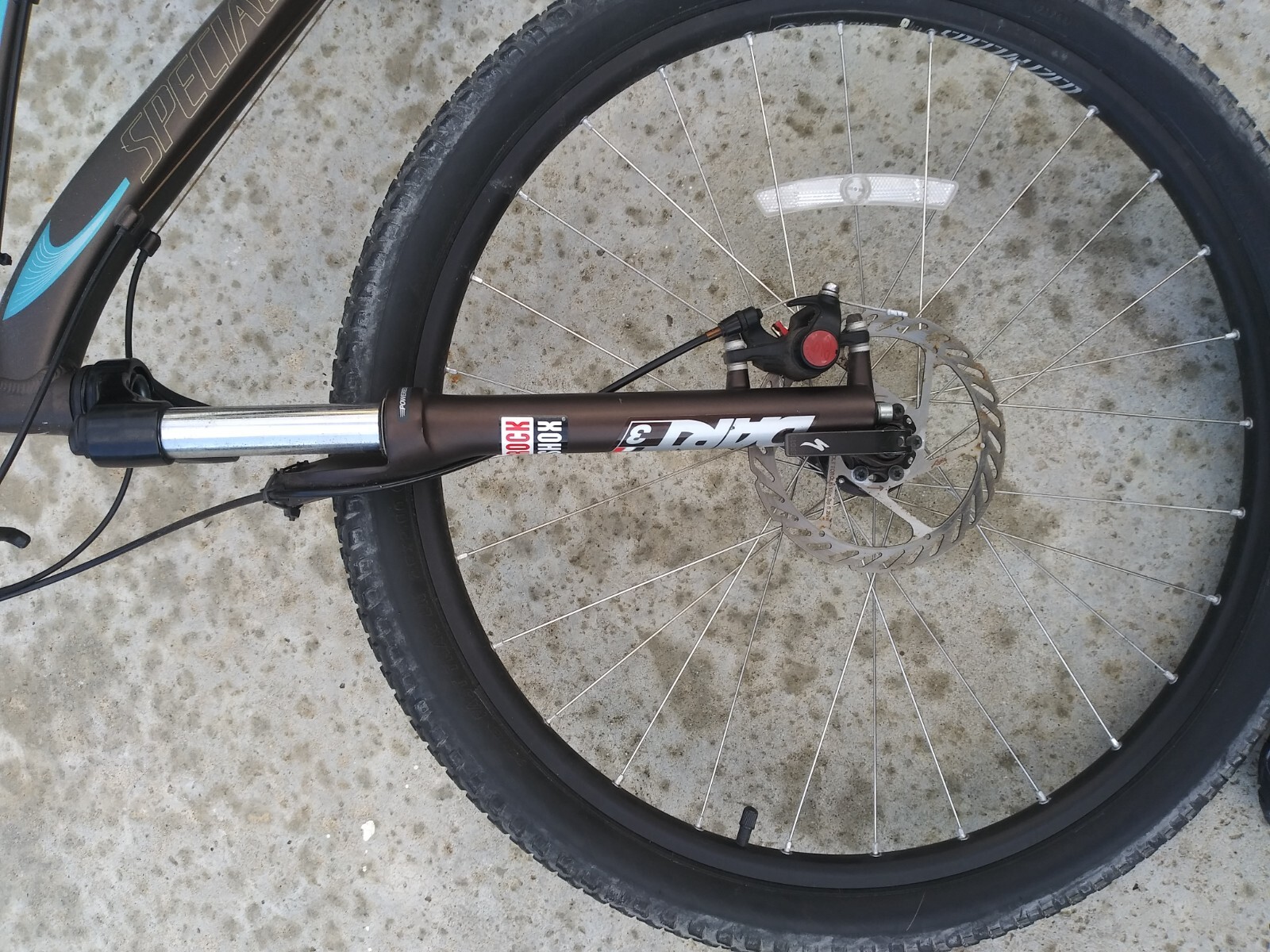Specialized Myka 17 in mountain bike RockShox Dart 3 excellent ...