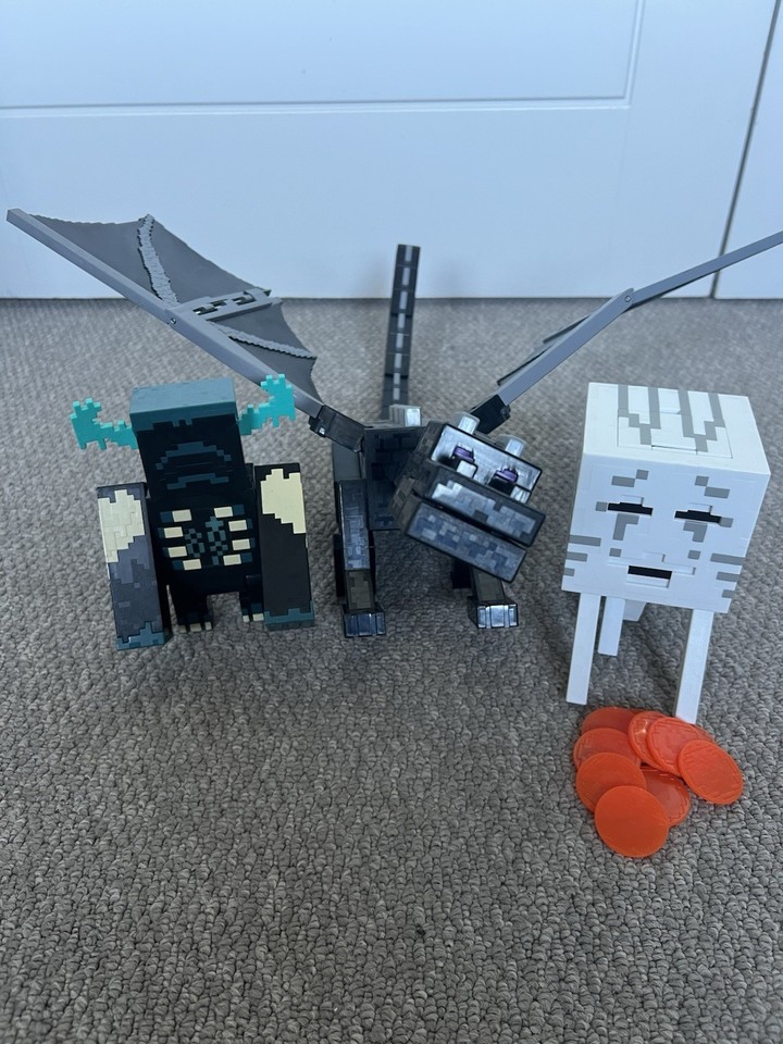 Mattel Minecraft Set RARE fireball Ghast, Ultimate Ender Dragon, Warden ...