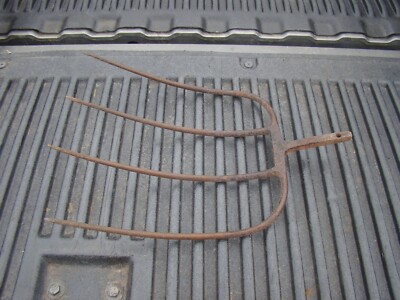 Vintage Primitive Farm Pitchfork Head 4 Tine Hay Fork Head Great Rusty ...