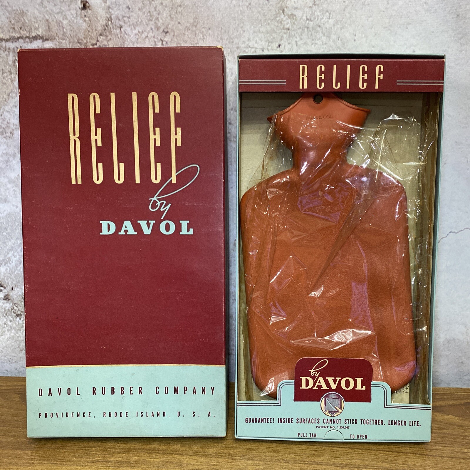 VINTAGE 1940s Davol Red Rubber HOT WATER BOTTLE Ice bag original box ...