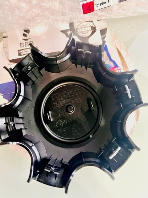 16-19 Toyota Tacoma OEM Center Cap 42603 YY290 (NEW) Charcol PT280 ...