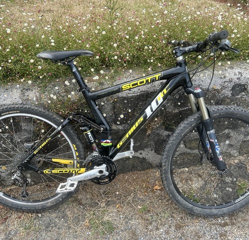 Scott Genius Mc10 Full Suspension Mountain Bike Medium Frame 26 Carbon ...