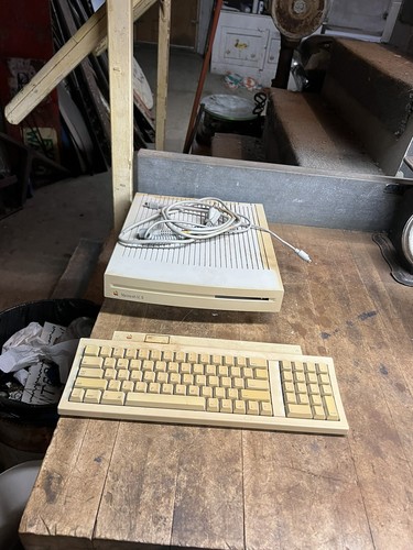 Vintage Old 90s Apple Macintosh LC II M1700 Computer Board Keyboard ...