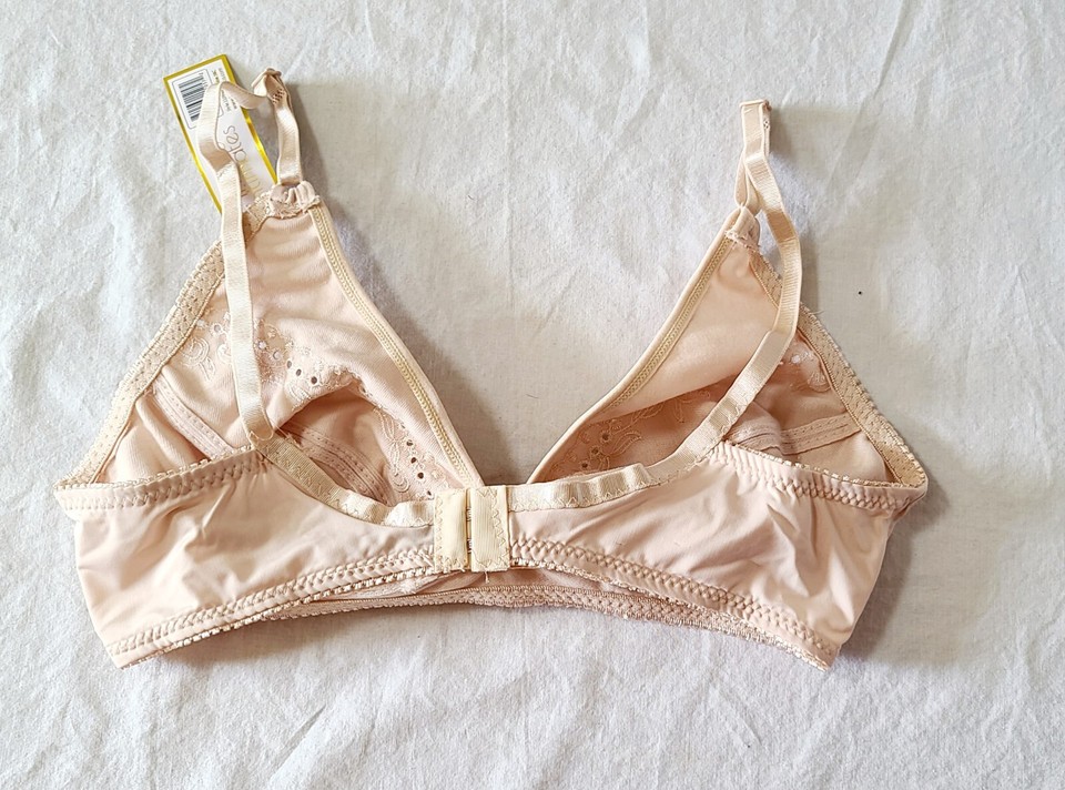 Inteco Intimates Beige Non Padded Wireless Eyelet Bra Size 38C T43-1585 ...