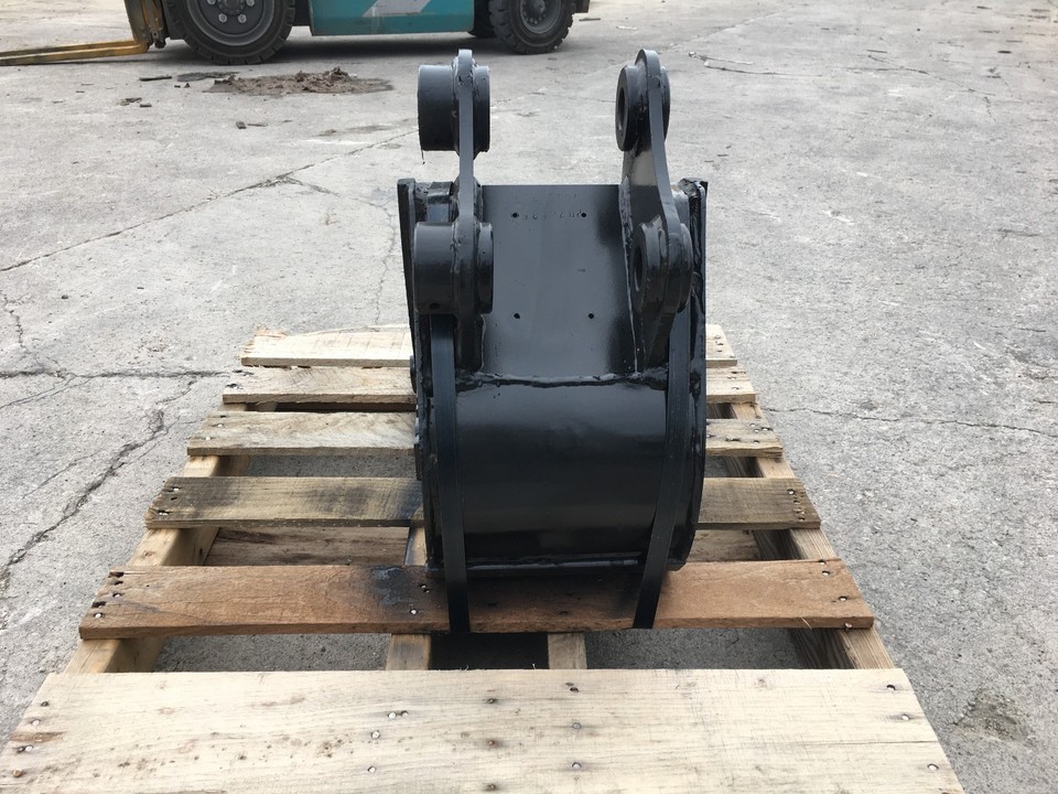 New 12" Excavator Bucket for a Takeuchi TB230 with Coupler Pins | eBay