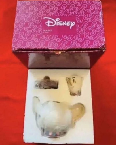 Disney Mrs. Potts Teapot & Chip Tea Cup Set beauty and the Beast ...