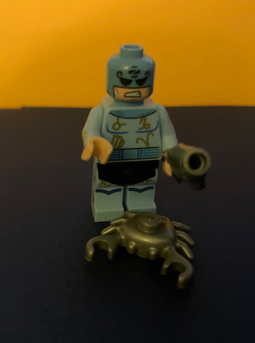LEGO The Batman Movie Minifigure Limited Edition Zodiac Master- Free ...