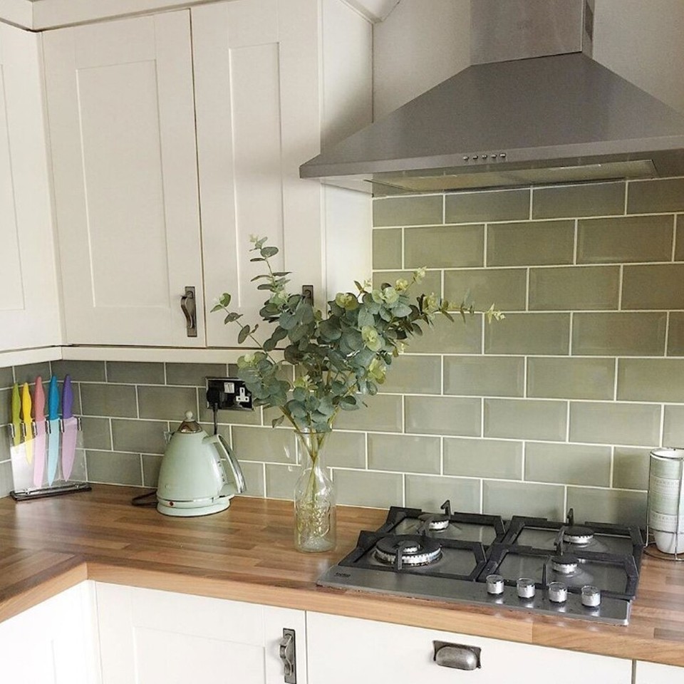 Glossy Green Sage Ceramic Brick Subway Metro Tile With Bevelled Edge ...