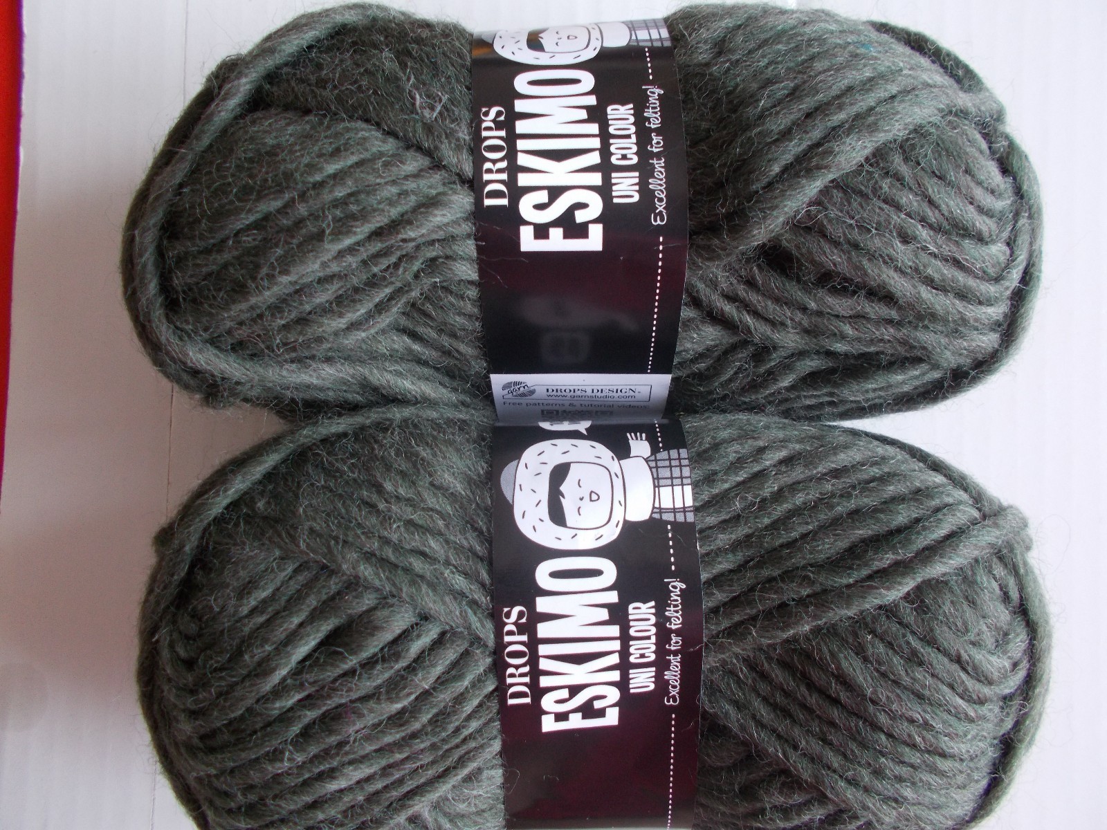 Drops Eskimo Uni Colour 100% wool yarn, Army, lot of 2 (54 yds ea) | eBay