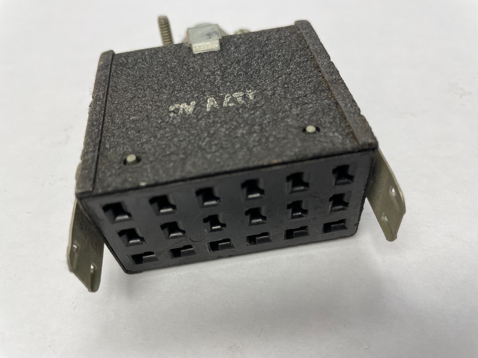 Cinch Jones Socket S-318-CCT-K Female S-318-CCT 18 Pin Connector | eBay