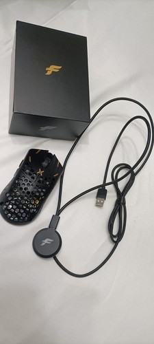 Finalmouse ULX Guardian Medium + Talon Games KUMO skates | eBay UK