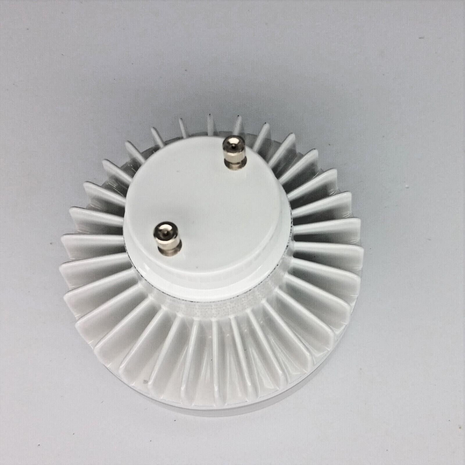 Maxlite 10W (60W Equal) LED GU24 2700K LED Puck Light Bulb replaces TCP ...