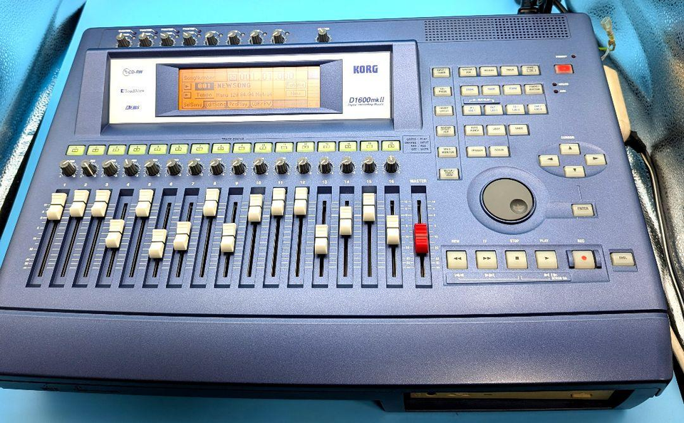 KORG D1600 mkII 16-Track Digital Recording Studio working Used | eBay