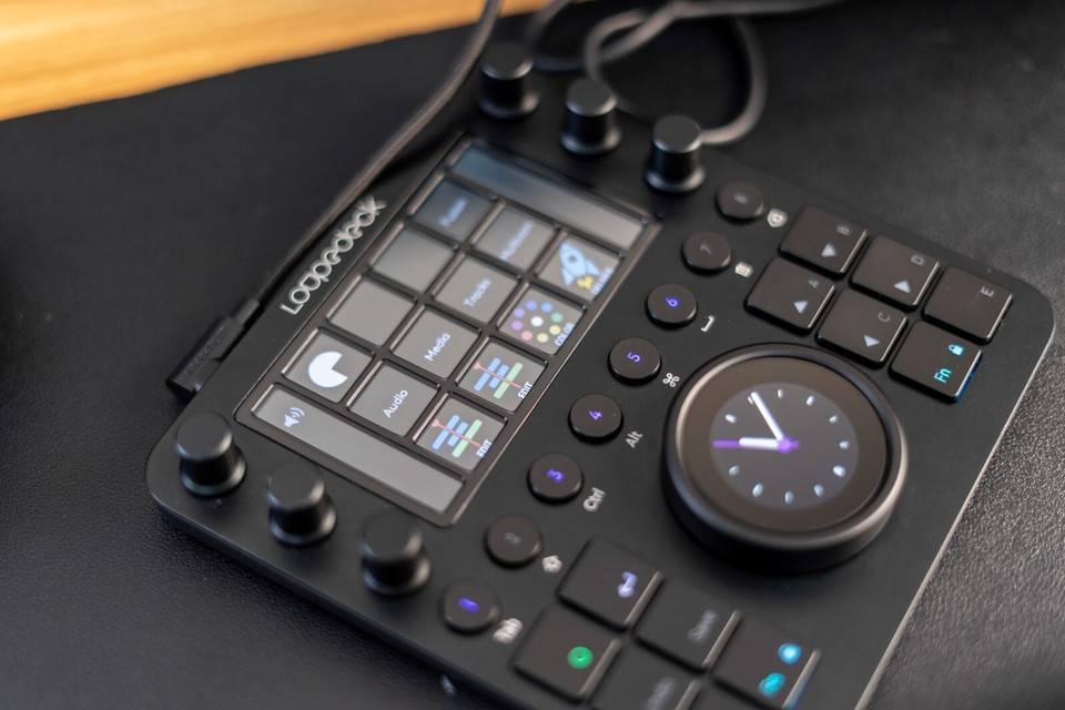 Loupedeck CT - Pro LCD Editing Tool/Keypad for Wacom, Video,Photo MINT ...