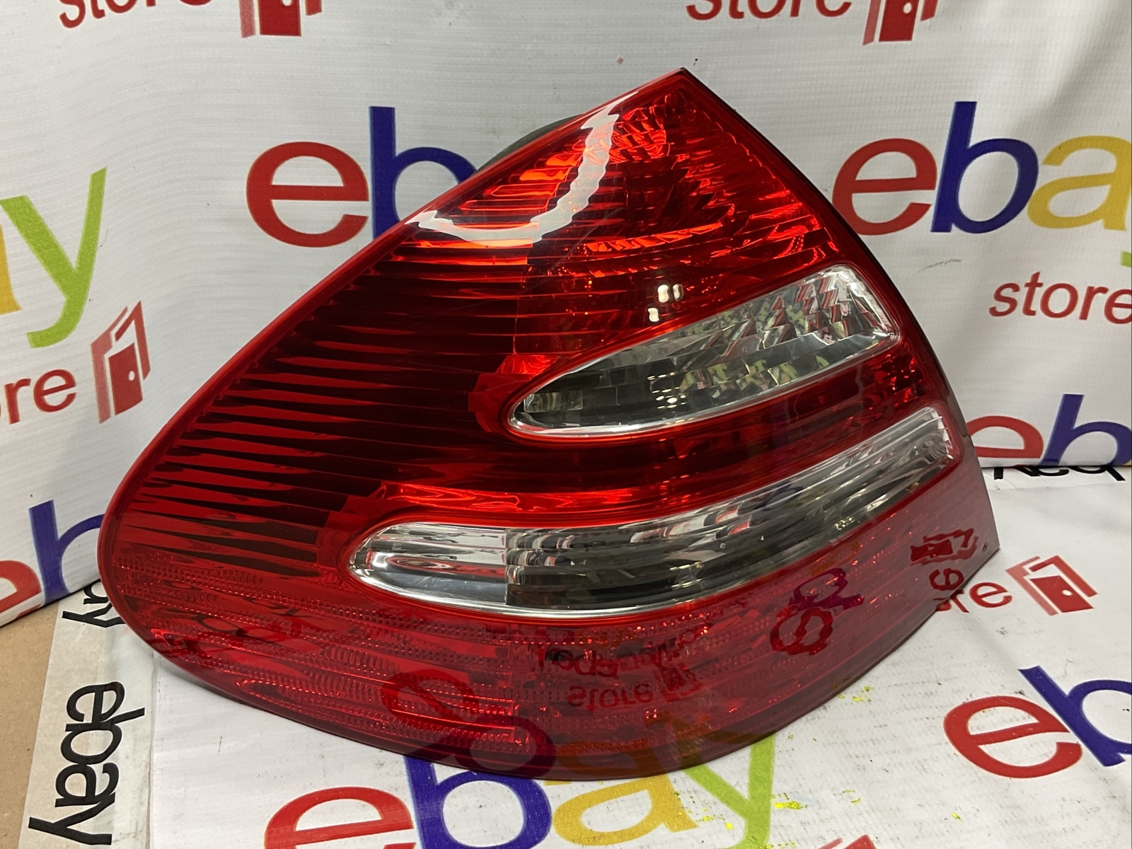 03-06 W211 MERCEDES E500 E320 E55 REAR LEFT DRIVER SIDE TAIL LIGHT ...