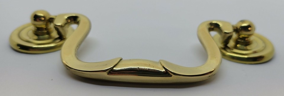 2.5, 3, 3.5" Centers Queen Anne Style Swan Neck bail pull handle solid ...