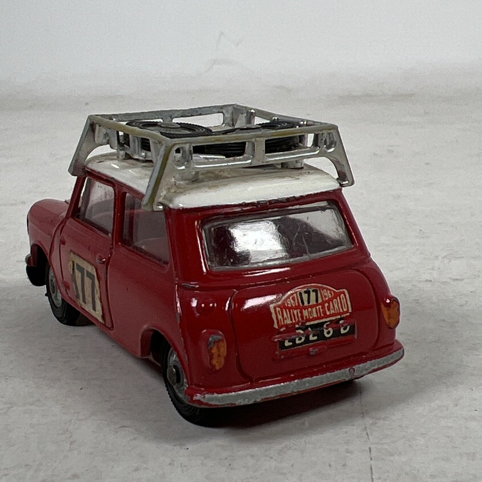 CORGI No:339 - BMC MINI COOPER S #177 “Rally Monte-Carlo 1967” (1967 ...