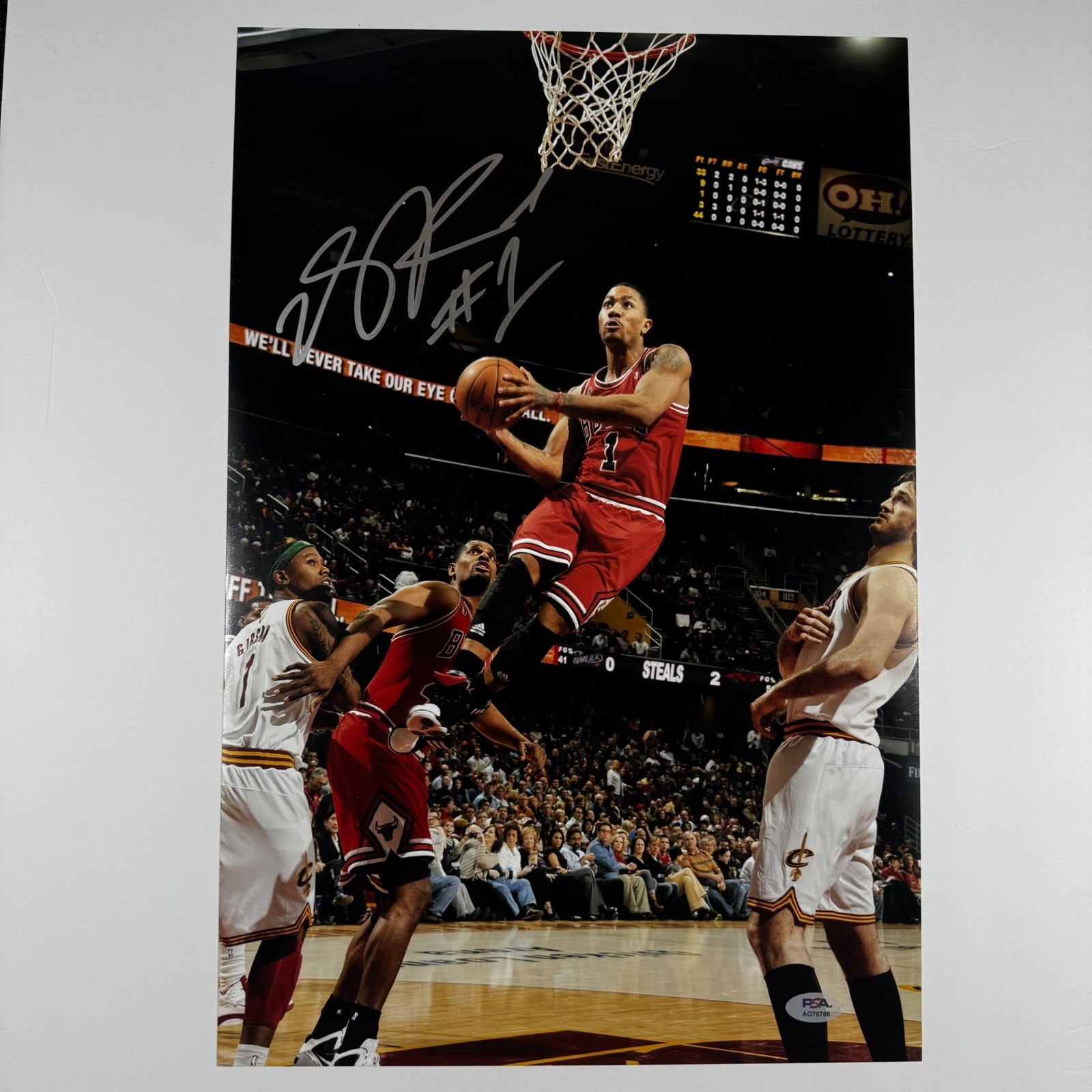 Derrick Rose Autographed Memorabilia | Signed Photo, Jersey ...