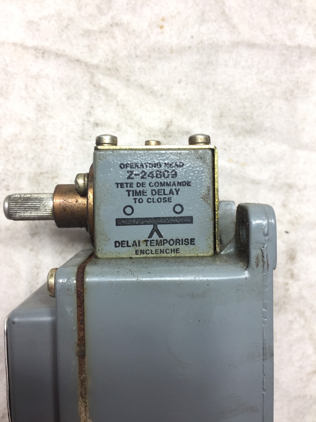 Allen Bradley Bulletin 802T-R1TD Series 1 Oiltight Limit Switch Encl ...