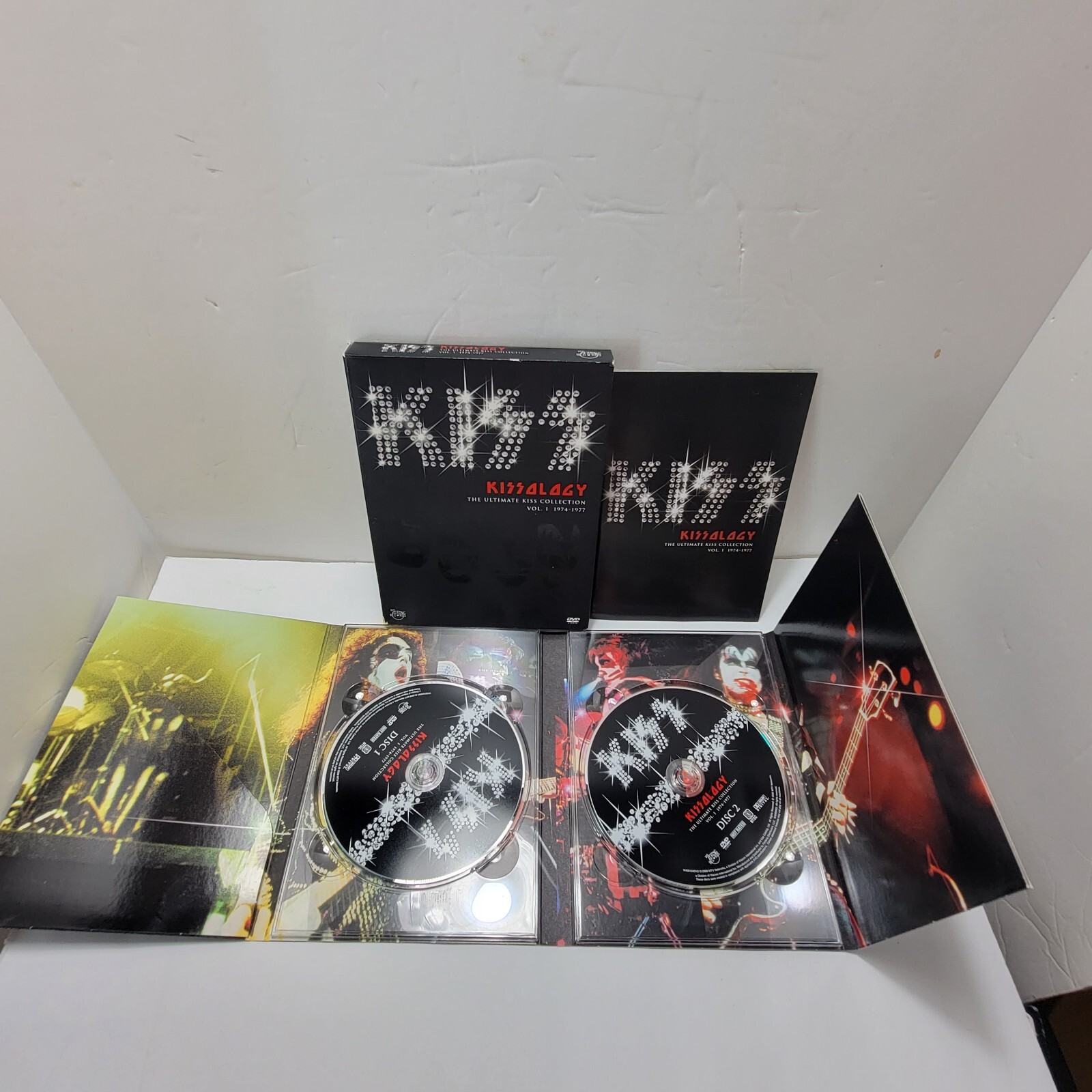 KISS - Kissology Vol. 1 - 1974-1977 (DVD, 2006, 2-Disc Set ...