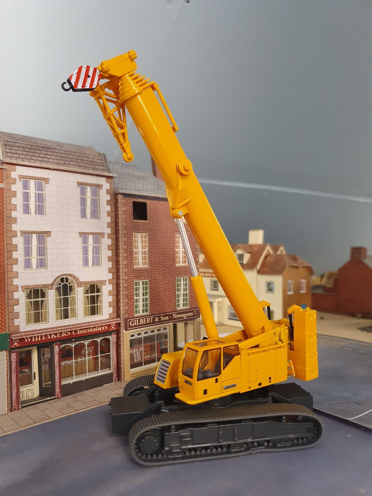 Liebherr LTR 1100 Telescopic Tracked Crane Crawler 1:72 76 OO Atlas ...