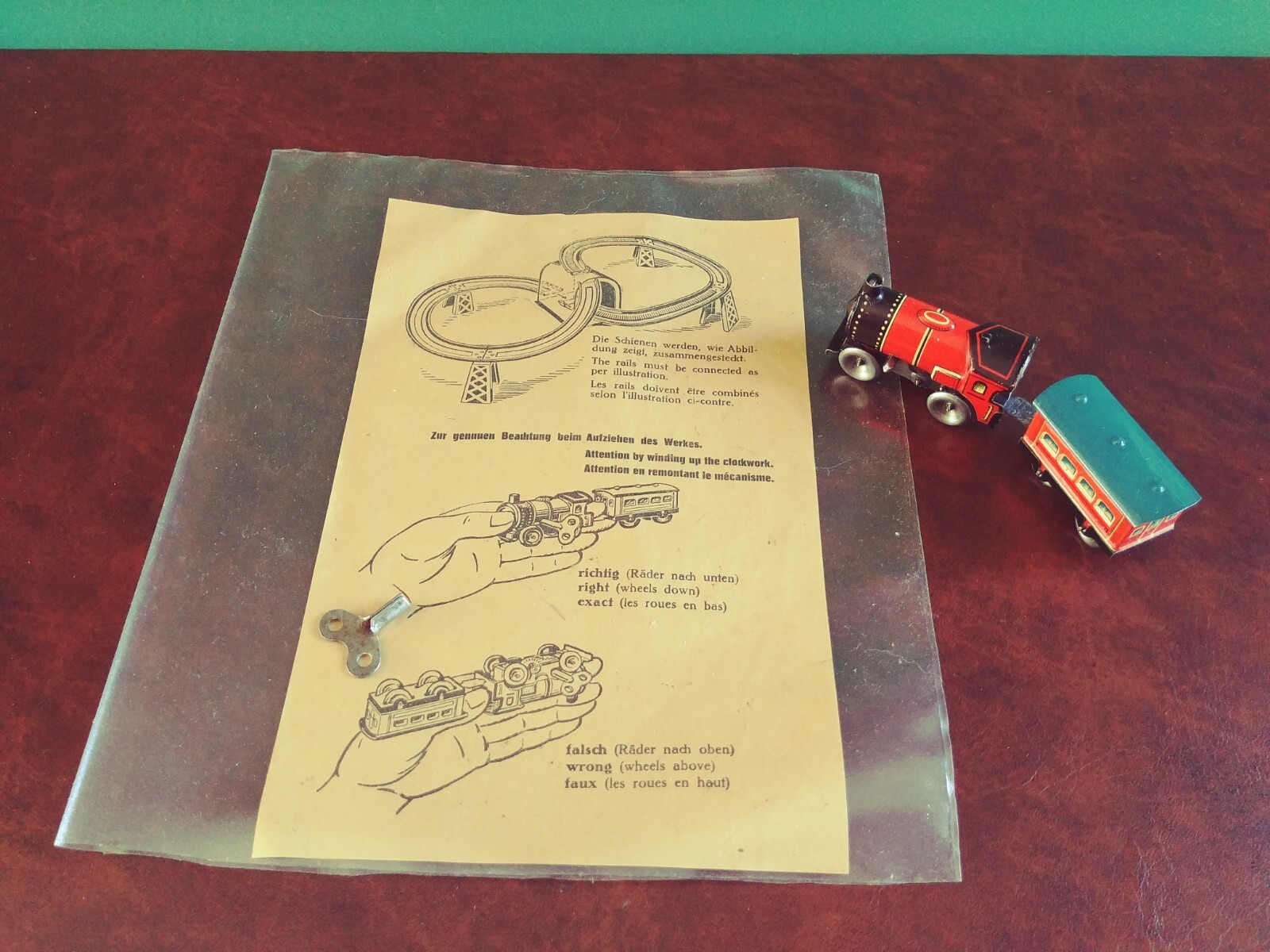 Very Rare c.1937 Einfalt Technofix 235 Tin wind-up Miniature Railway w ...