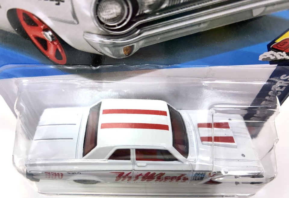 2026 Hot Wheels 64 Dodge 330 HW Drag Racers #126 White / Red Rally ...