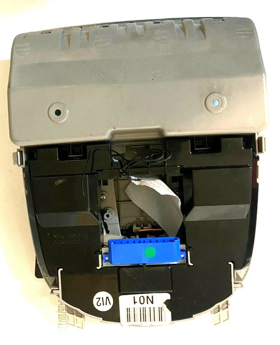 2014 2015 2016 GENUINE EQUUS ROOF MOUNTED OVERHEAD CONSOLE LIGHTS ...