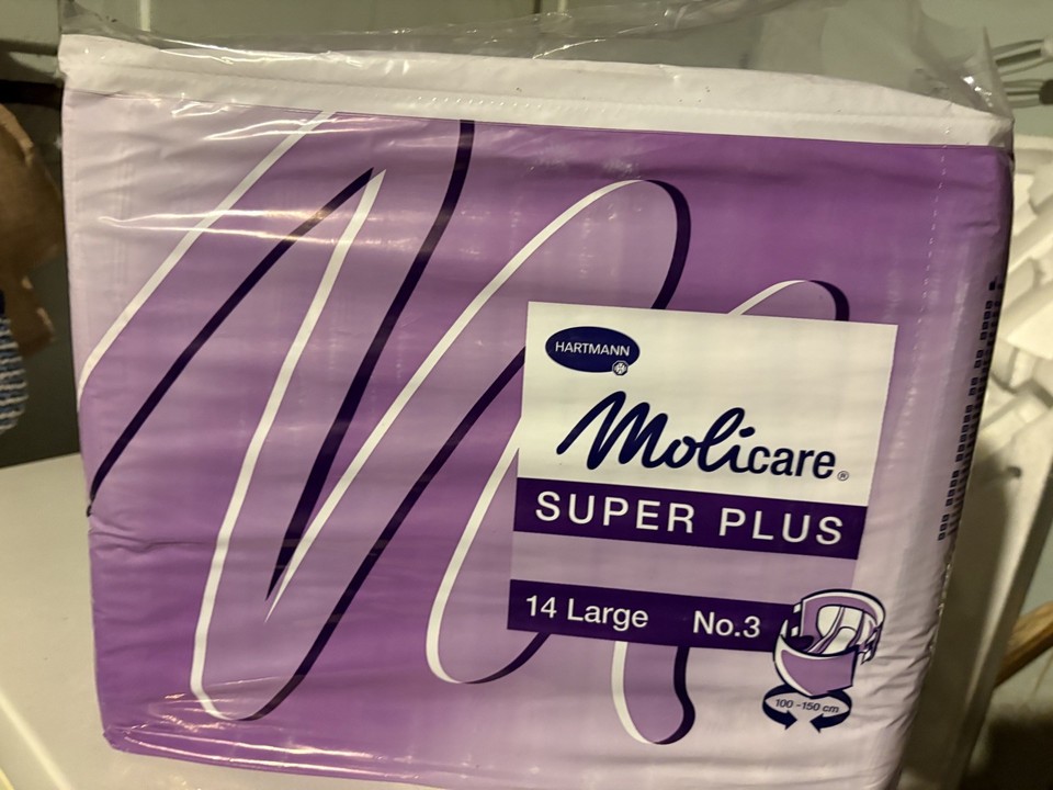 Pack Of 14 Molicare Super Plus Medium Purple Vintage Plastic Adult