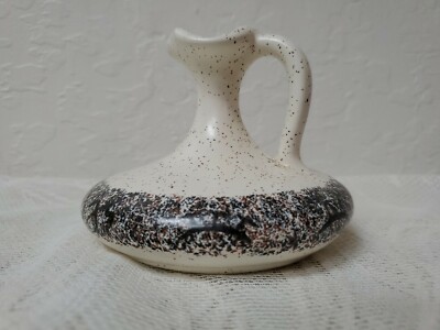 MID CENTURY TAURUS CERAMICS KONA HAWAII HAWAIIAN PETROGLYPH DESIGN VASE ...