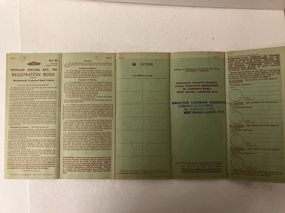 1935 Morris Saloon Red/Black AR0 996 . RF60 Log Book issued 1964 ...