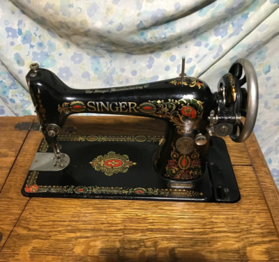 Sewing Machines - Singer Treadle Sewing Machine Model