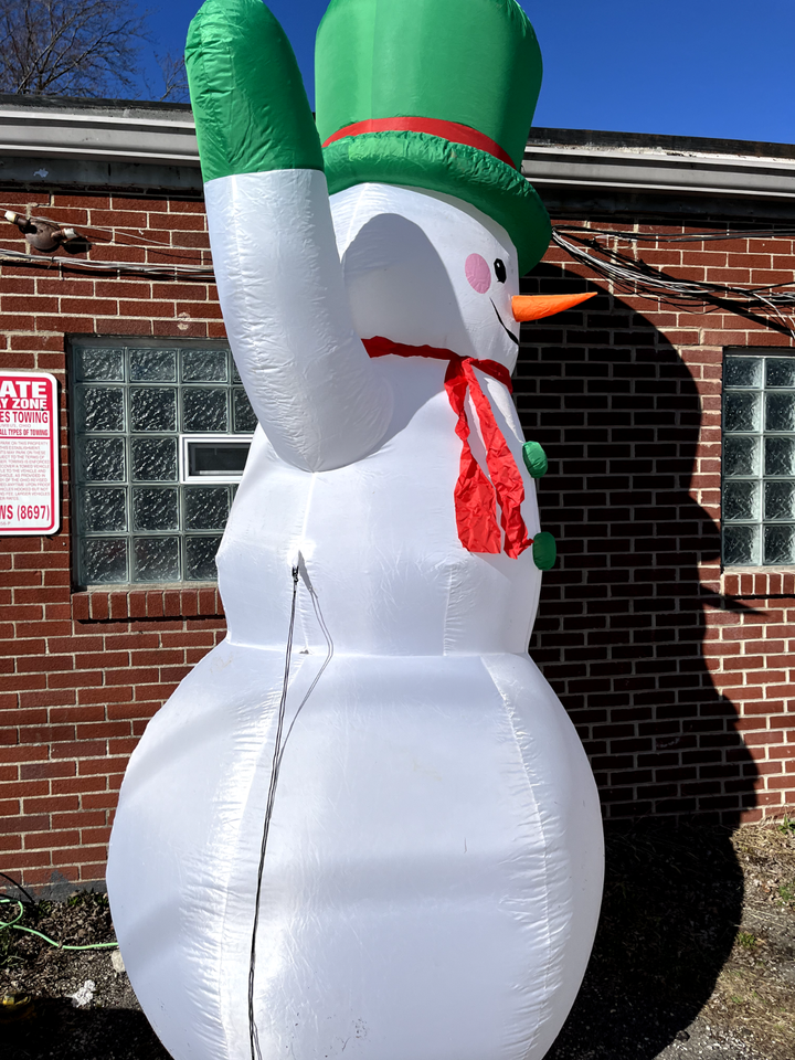 Holiday Time Giant Snowman 10 foot, Gemmy Airblown Inflatable ...