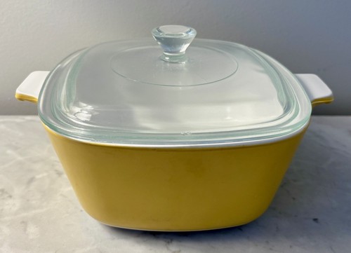 Vintage Corning Ware Gold/Yellow 1&3/4 Qt - 1&3/4 P Casserole Dish with ...