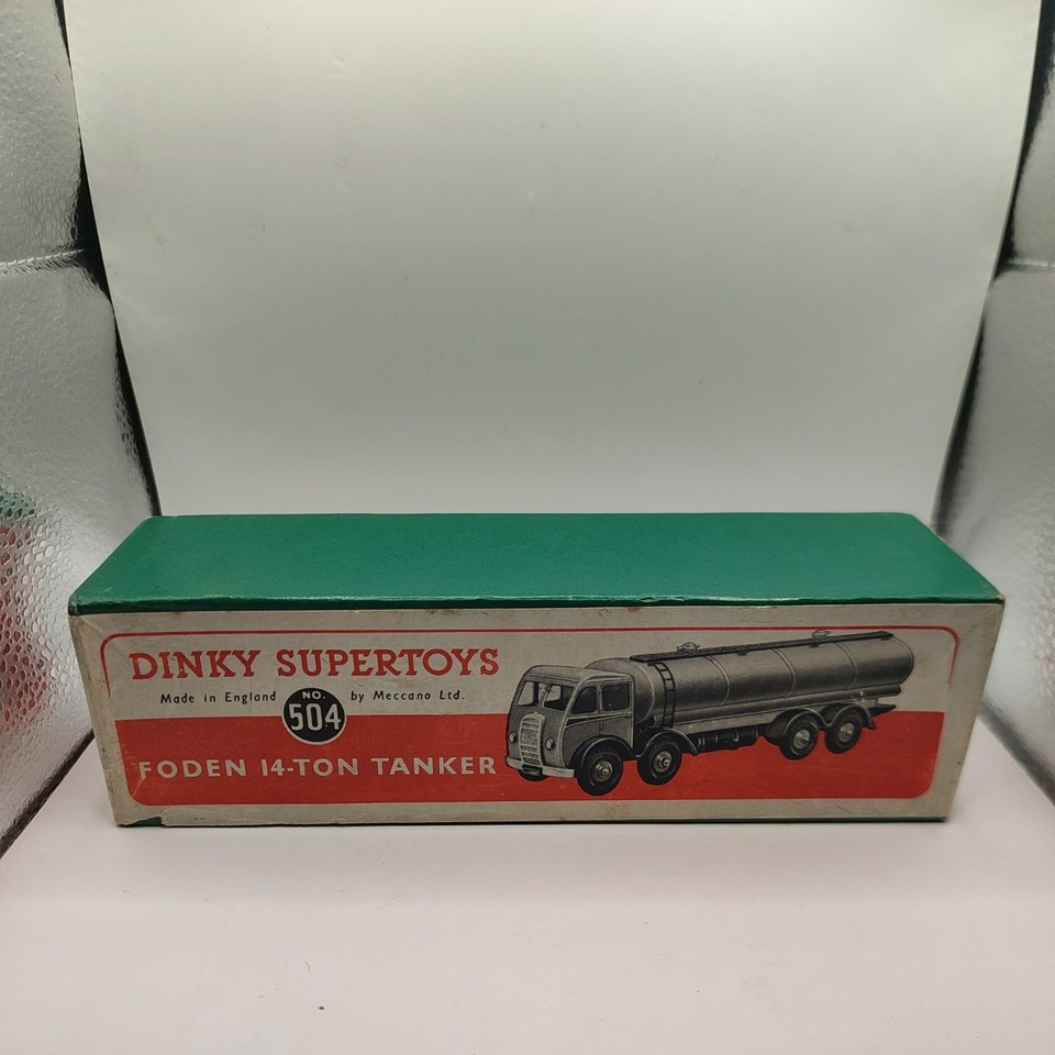 Dinky Supertoys No.504 Foden 14 Ton Fuel Tanker Lorry Ist Type Cab c ...