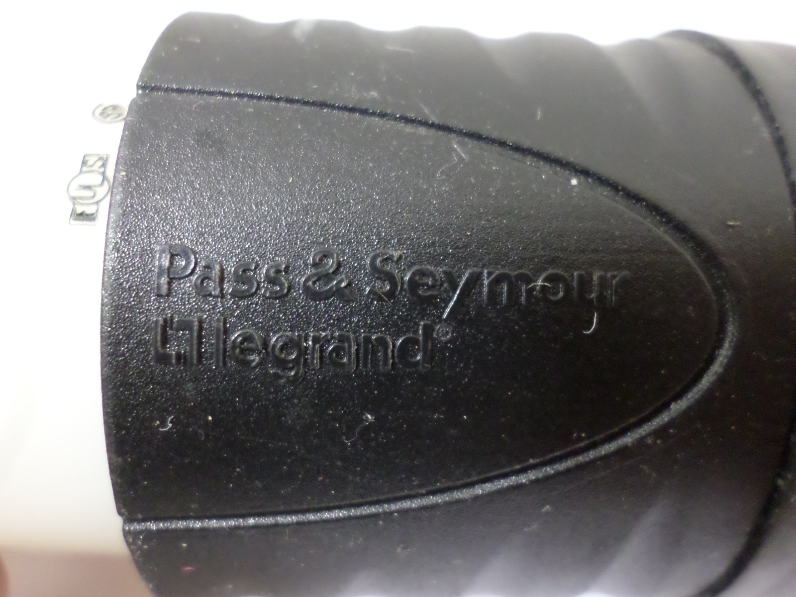 Pass and Seymour L620C twist lock connector 20 amp 3 phase receptacle ...