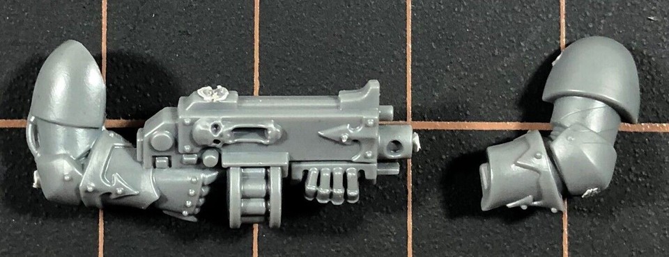 Bits Chaos Space Marines Legionaries Warhammer 40,000 Bitz CSM Black ...