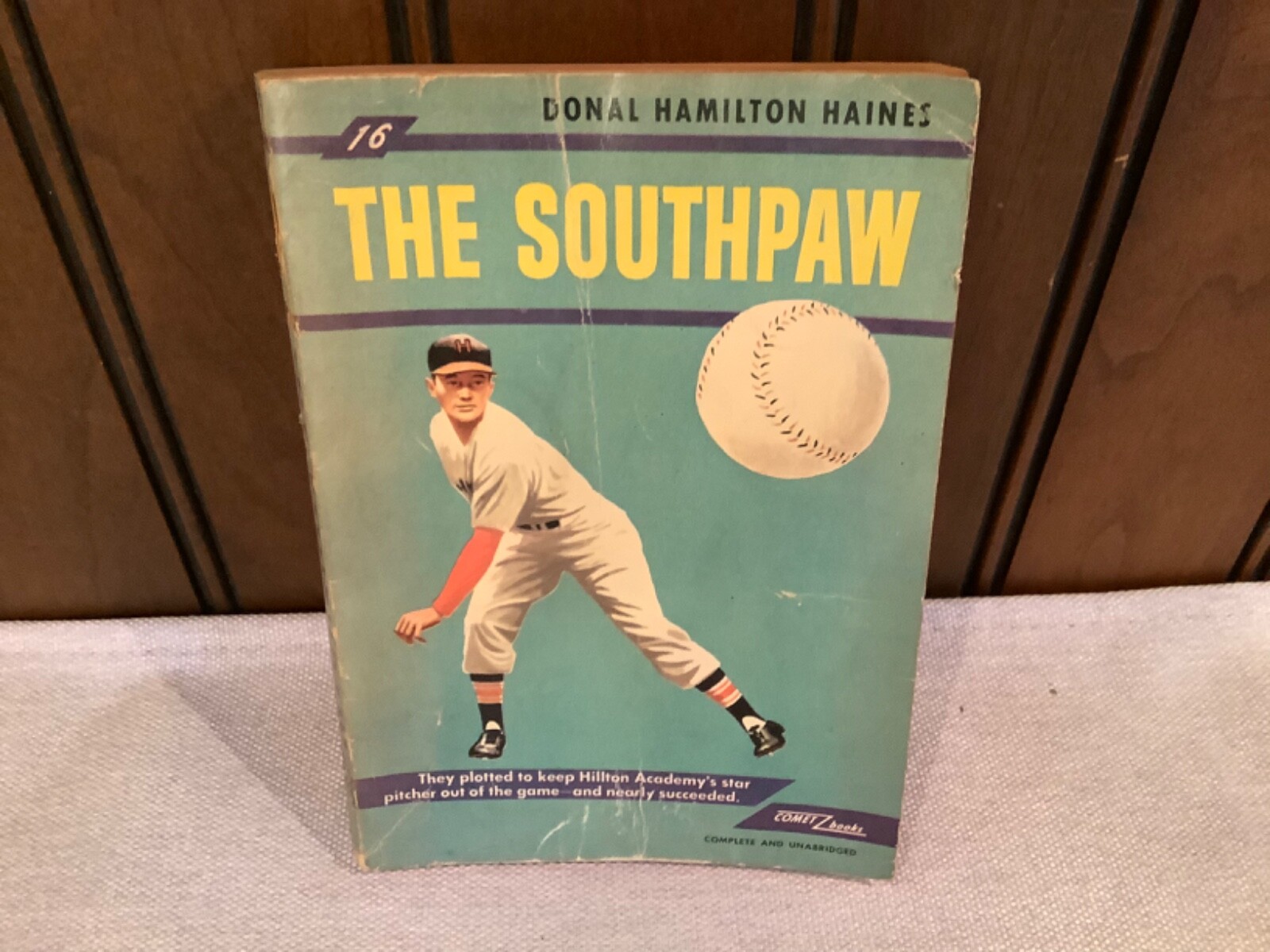 VINTAGE MLB MAJOR LEAGUE BASEBALL BOOKS & MAGAZINES, PUBLICATIONS 40 ...