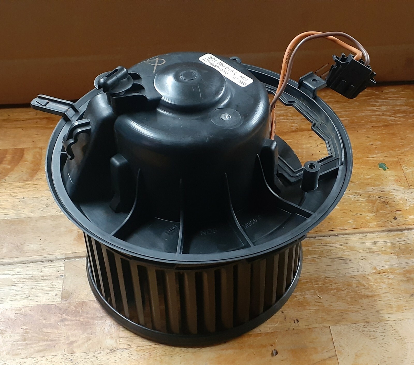 USED GENUINE Blower Motor - Volkswagen 3C1820015 | eBay
