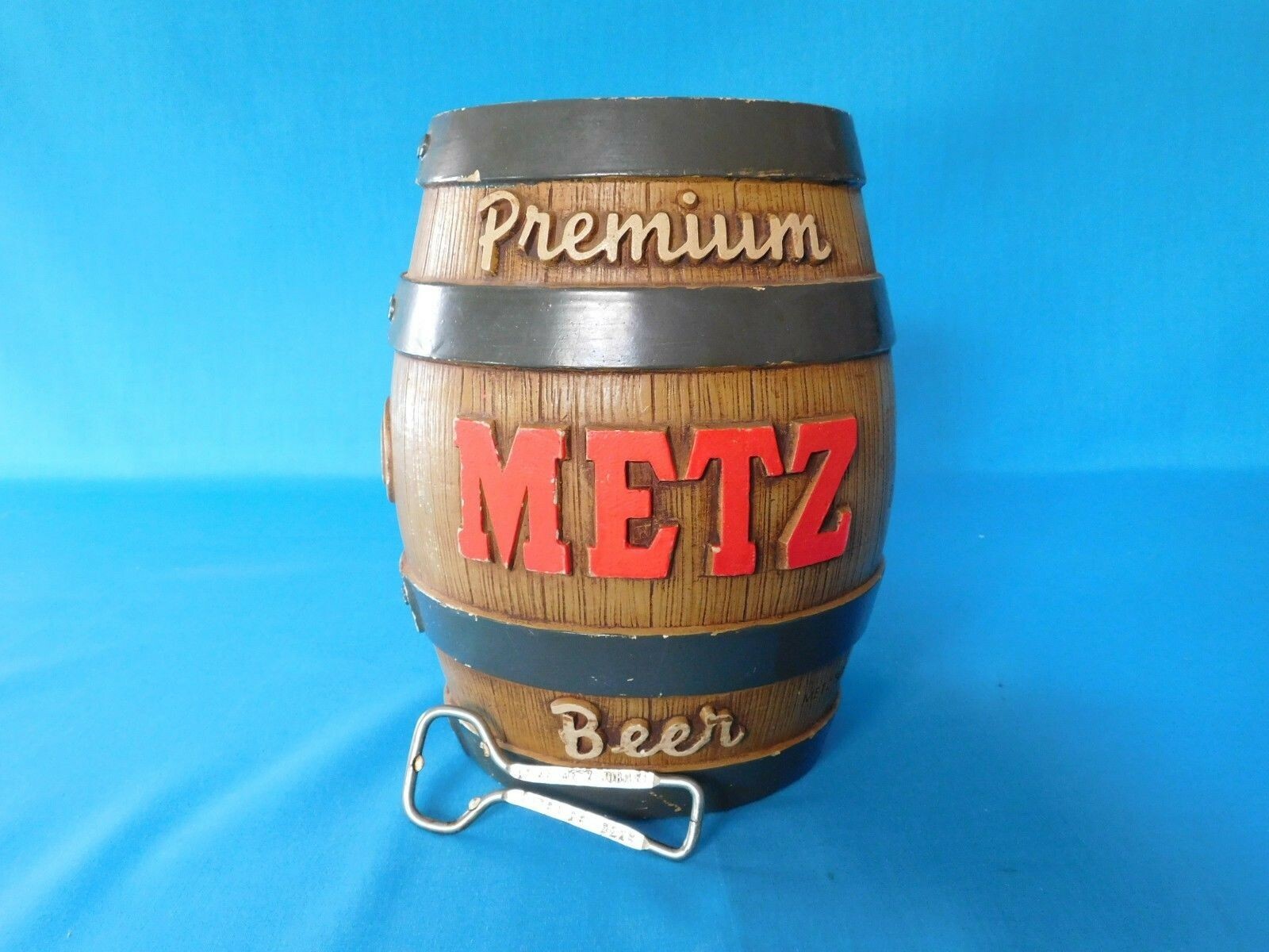 VINTAGE BEER METZ BREWING CO. NEBRASKA KEY BANK & BOTTLE OPENER DRINK ...