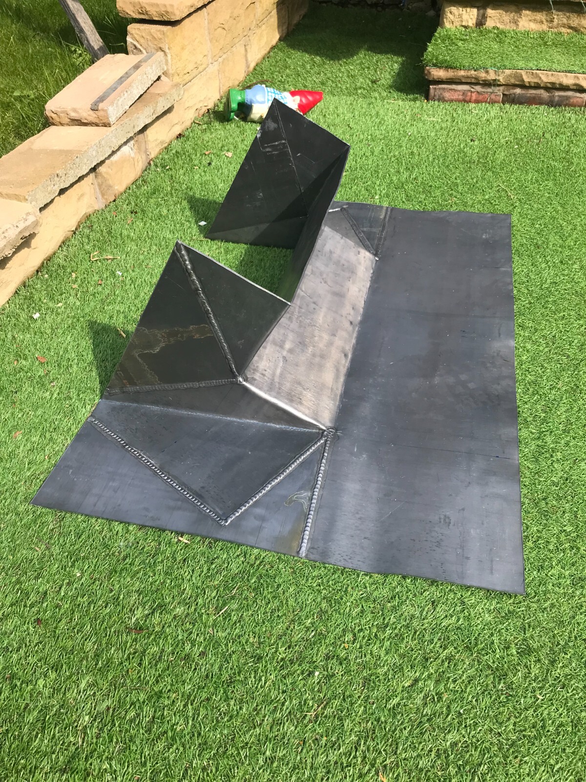 (Lead work) chimney back gutter corners with 100mm sole plate code 4 1 ...