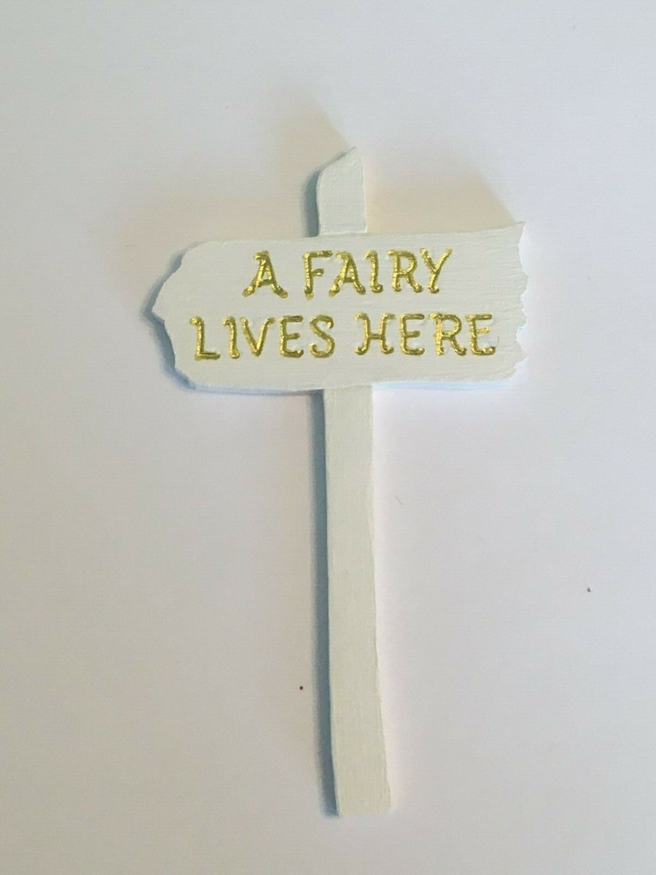 Wooden A FAIRY LIVES HERE Sign Post - Fairy Door Accessory - Fairy ...