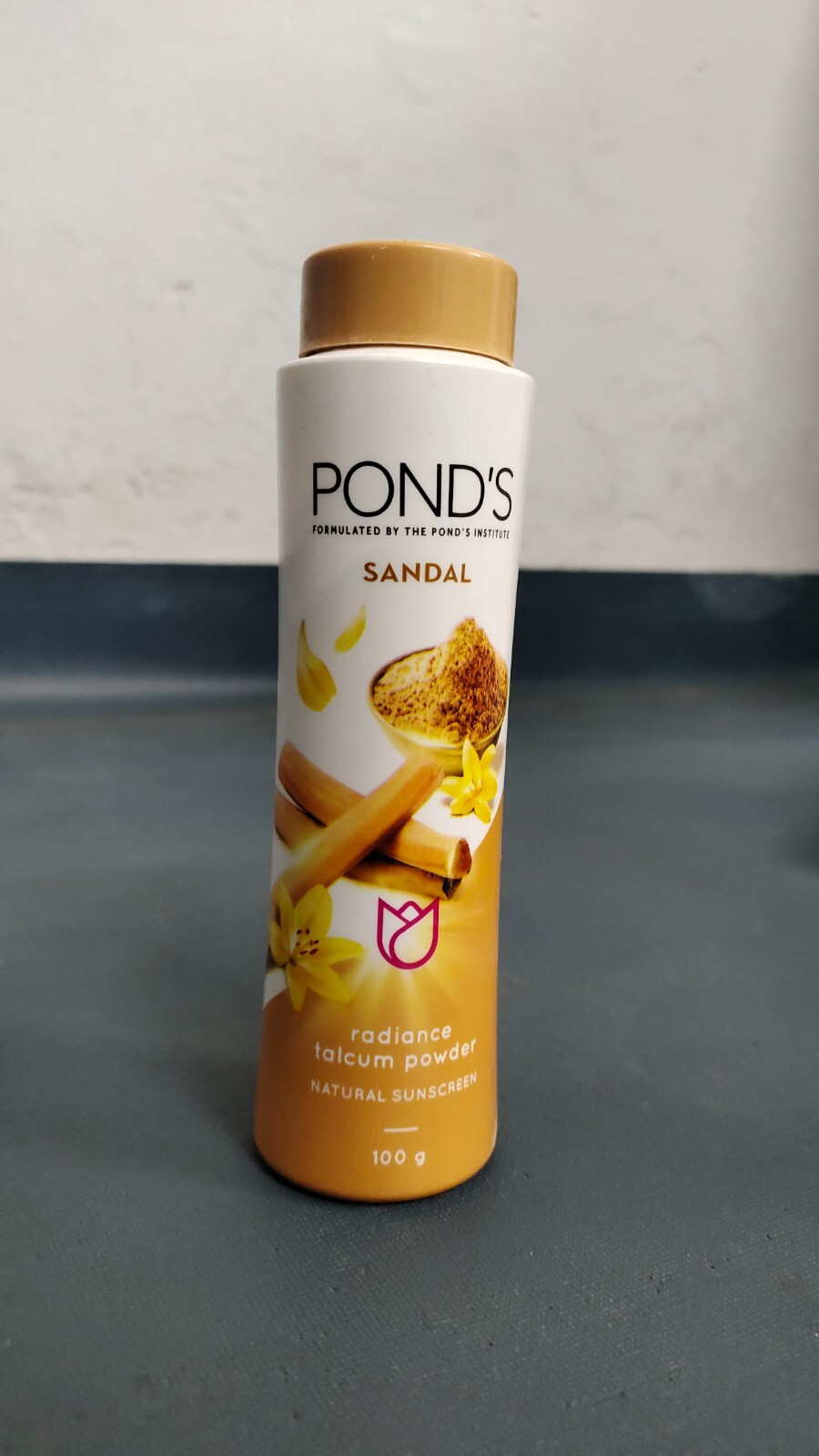 Ponds Sandal Radiance Talcum Powder - 100g | 1 Pack for sale online | eBay