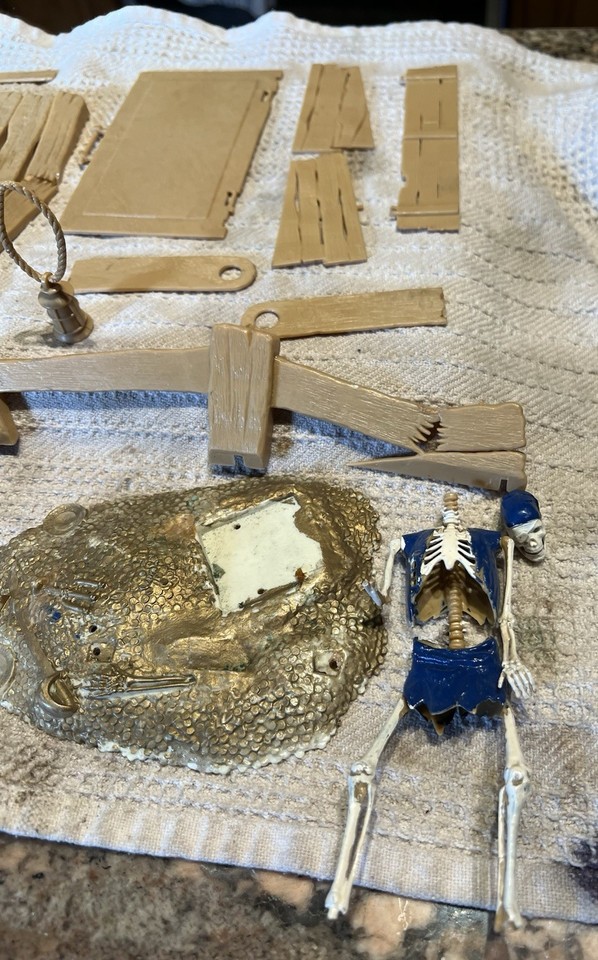 Vintage MPC Pirates of the Caribbean 1970's model kit parts-Disney | eBay