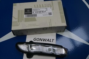 Mercedes Benz Factory Turn Signal Right Door Mirror Passenger Lamp OE ...