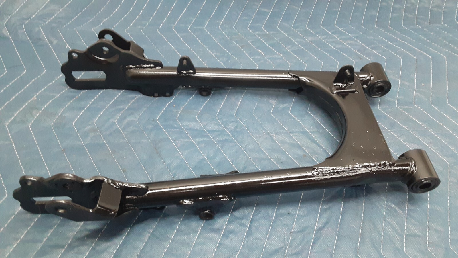 OEM Genuine Yamaha Swing Arm Black MX100 DT100 MX DT 100 1T9-22110-01 ...