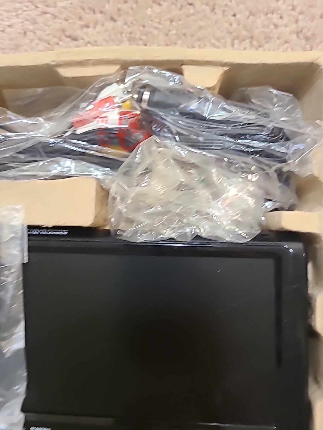 Digital Prism ATSC-710 7" Portable Handheld LCD TV Built in ATSC/NTSC ...