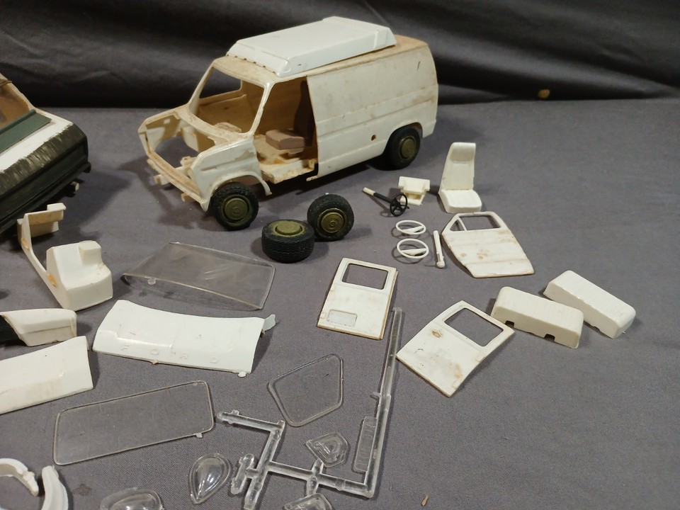 1/25 scale model 1970s AMT Ford Econoline Custom Van JUNKYARD parts ...