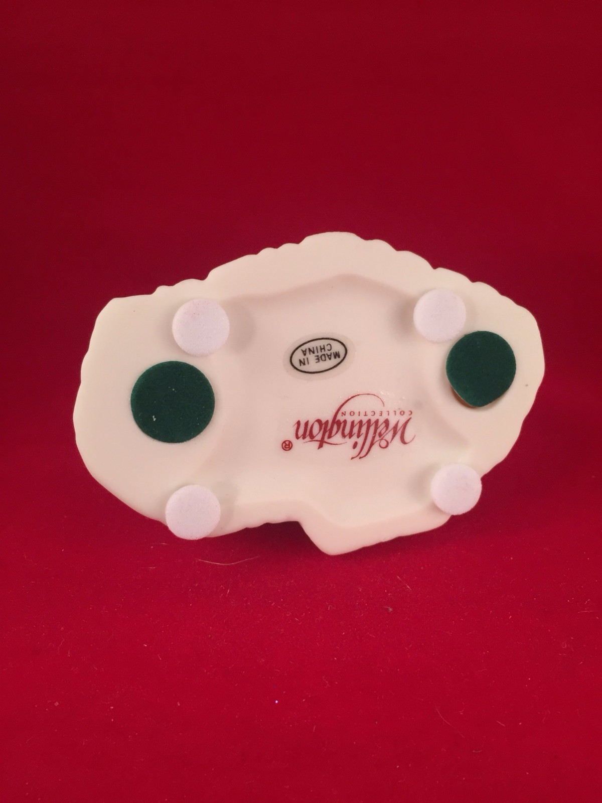 TYKES ON ICE HITCHING A RIDE CHRISTMAS FIGURINE WINTER PLAY CHILDREN ...