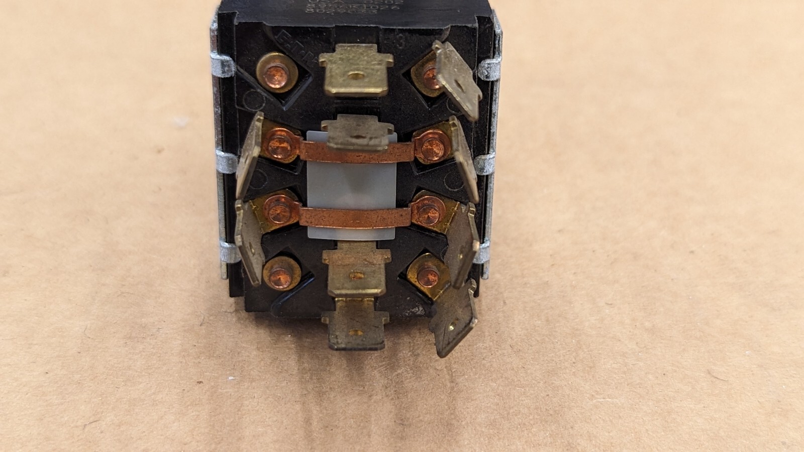 88-98+Volvo+VNL+Eaton+8956K1026+8029033+Headlight+Switch+%23m266pd for ...